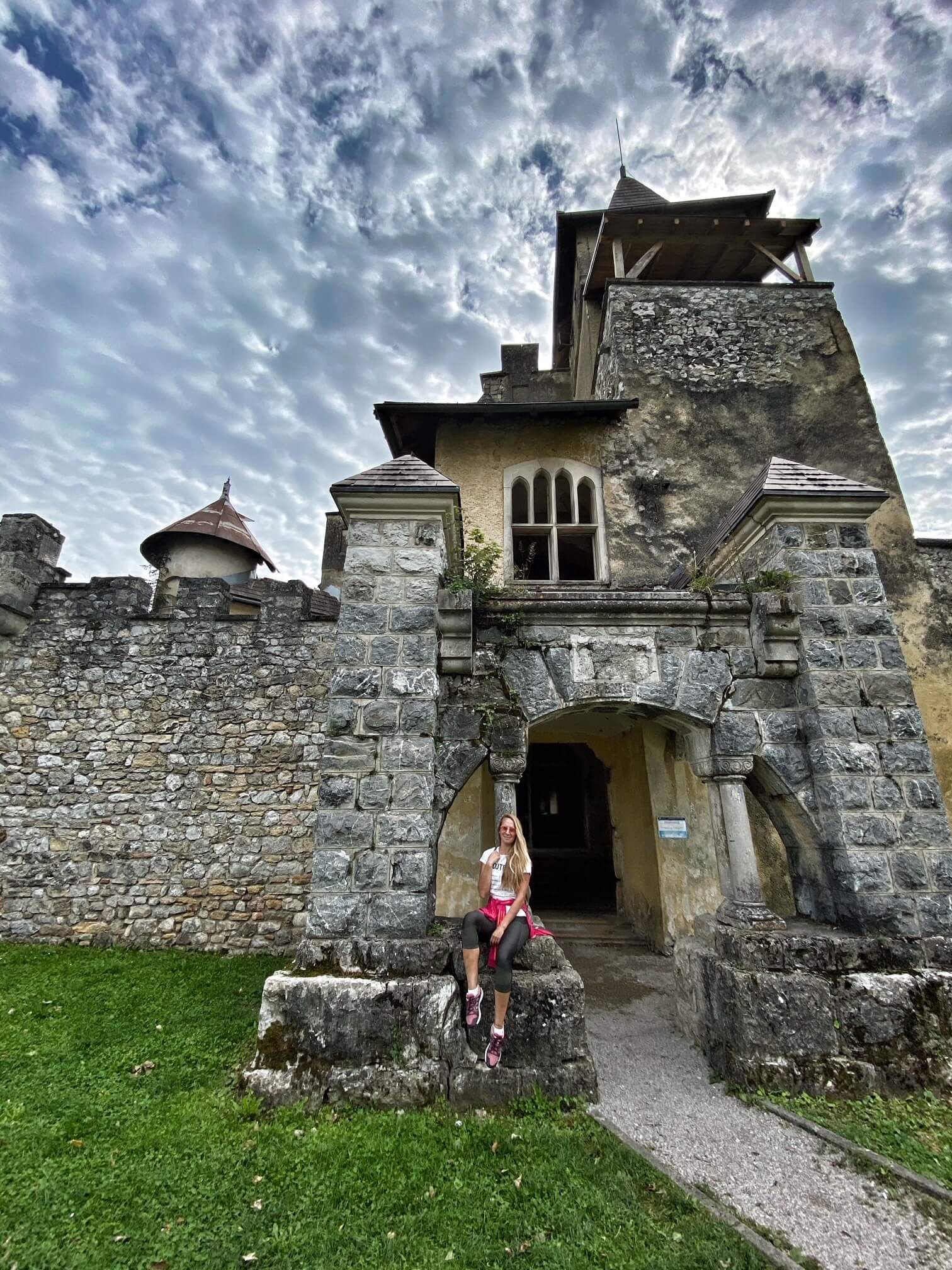 Ostrožac, Cazin, srednjovekovna tvrdjava, grad Ostrožac, tvrđava Ostrožac